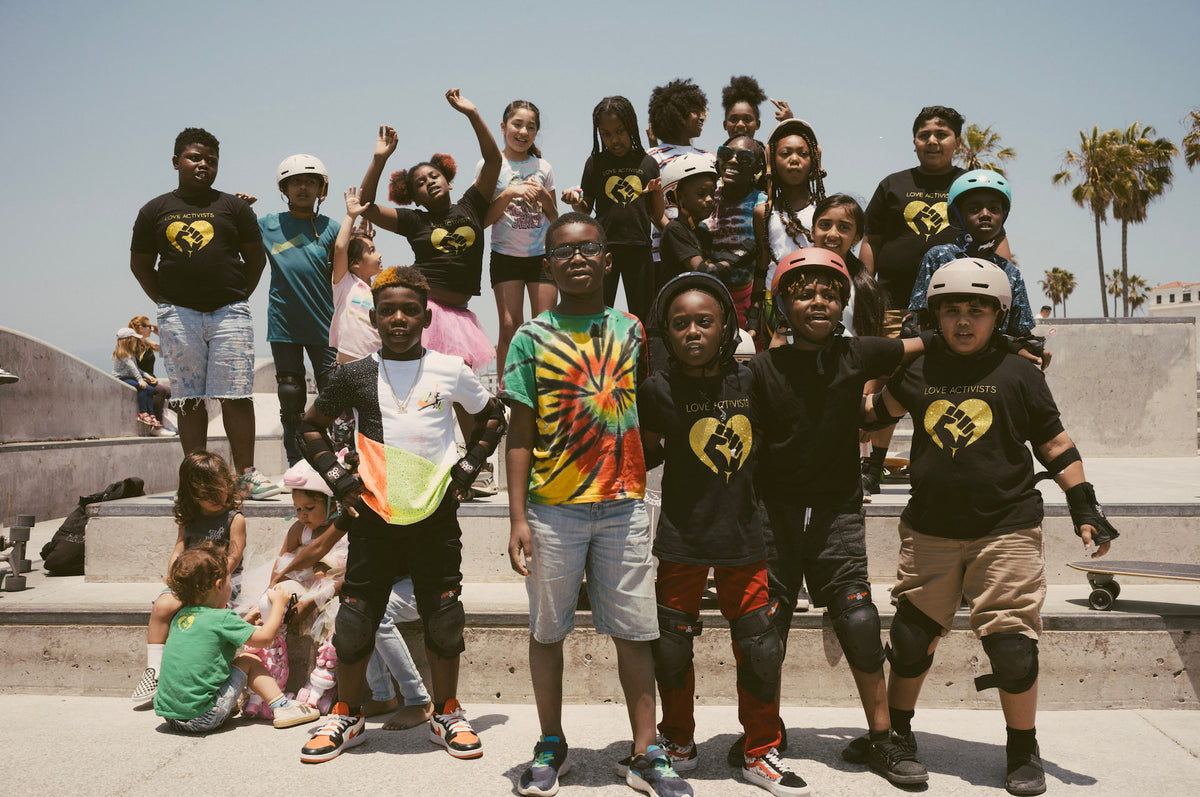 Skate Mentorship - Free to Be with Love Activists x Hoop Bus – GRLSWIRL